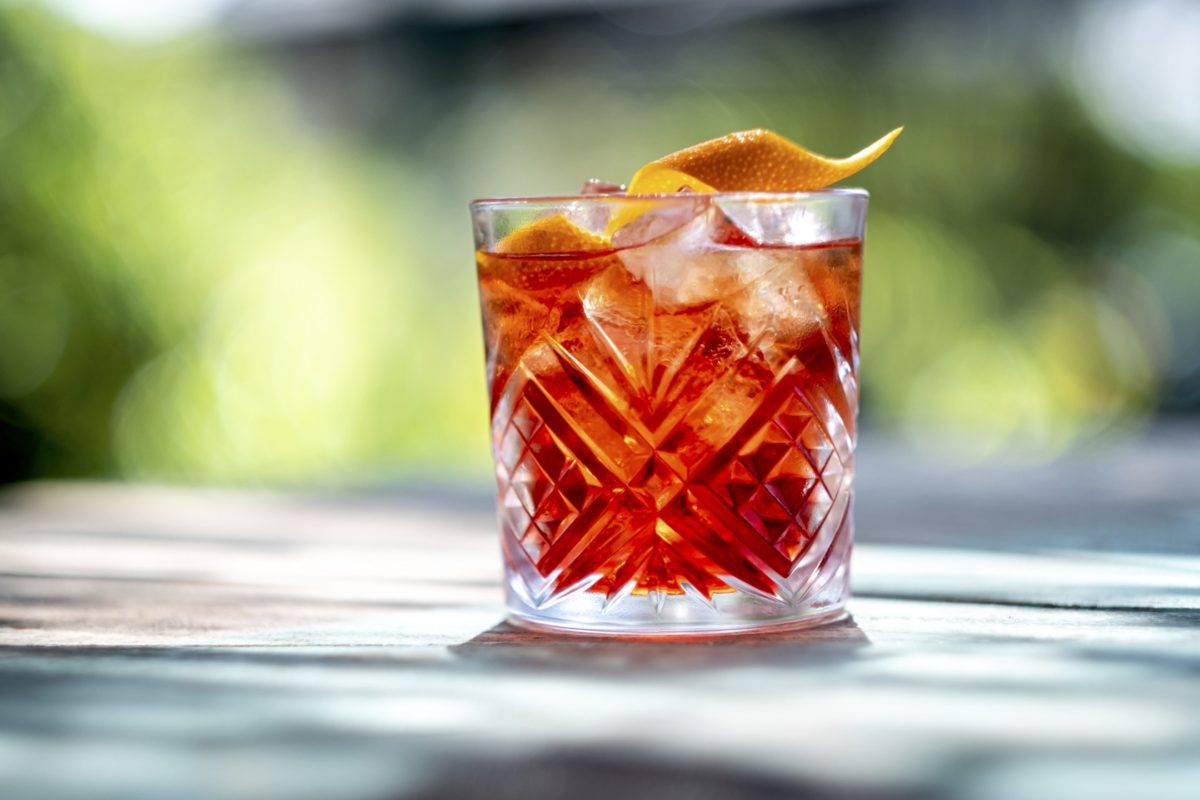 Cocktails avec Cicada Gin de Provence, Cicada Tonic, Negroni, French 75